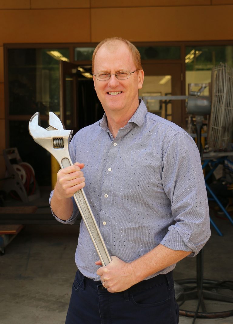 Cal Poly Mechanical Engineering Professor Earns Statewide Teaching Award